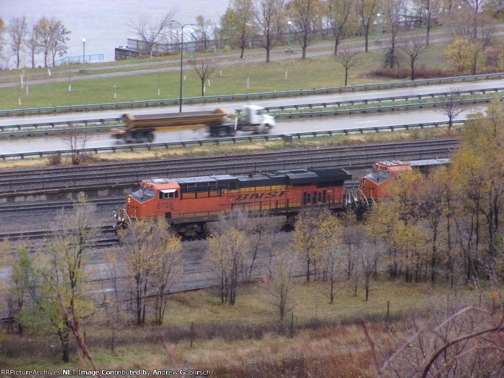 BNSF 6728